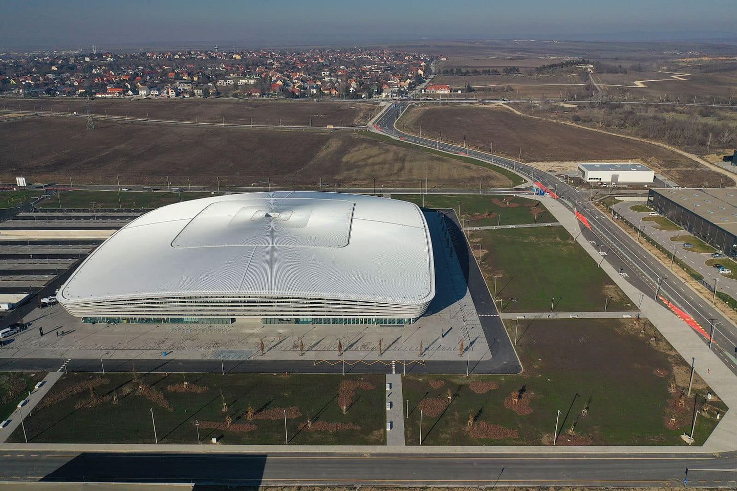 Megnyílt és már használható az Alba Aréna úthálózata