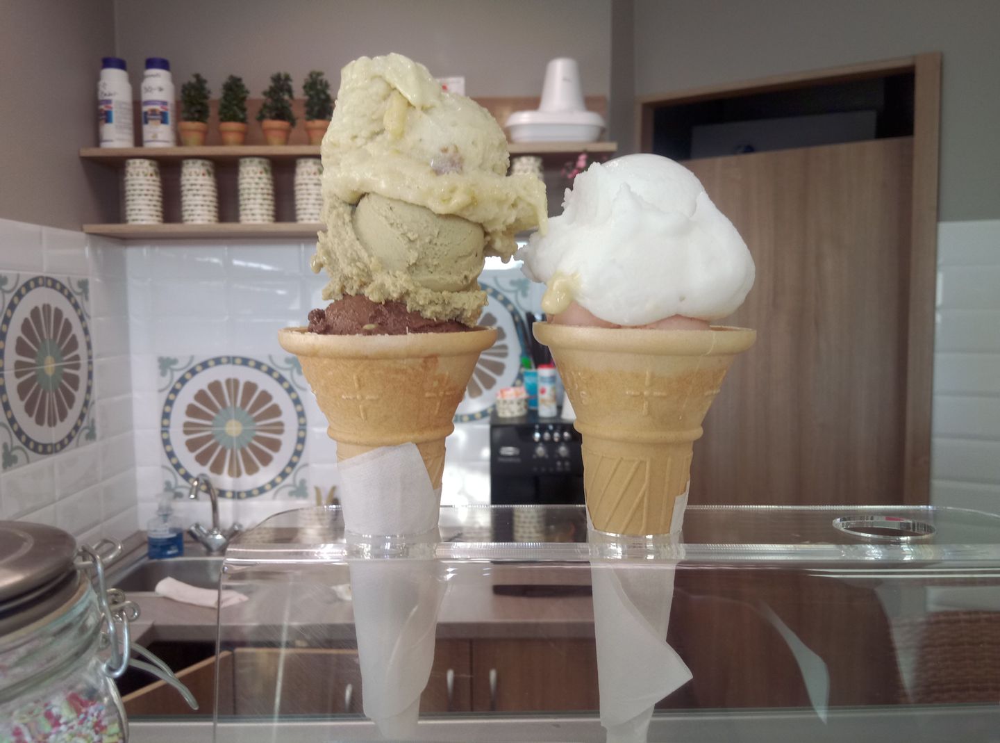 Öt fagyi Fehérváron: Krém, Kapualj, Fragola, Damniczki és Király