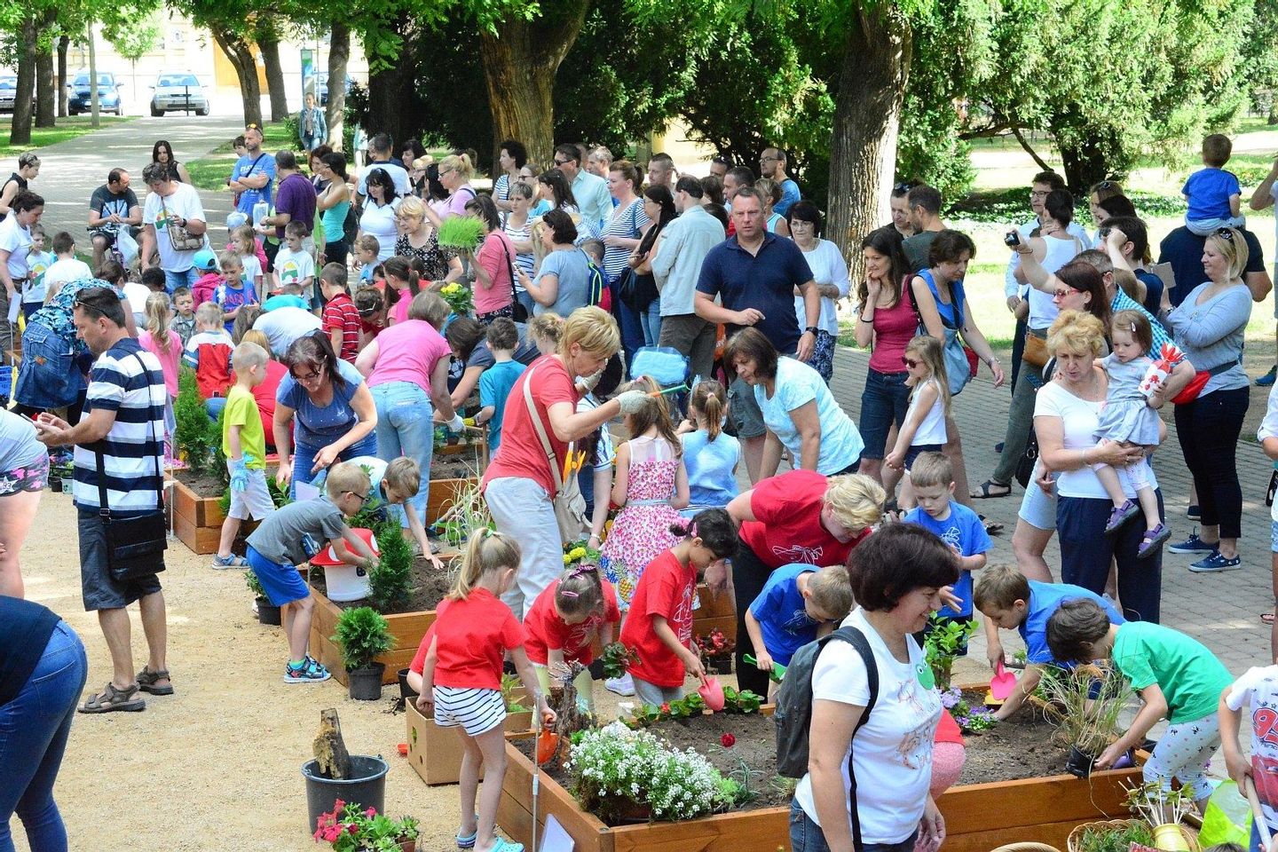 Összesen egymillió forintot nyernek a legjobb ovis alkotások ...