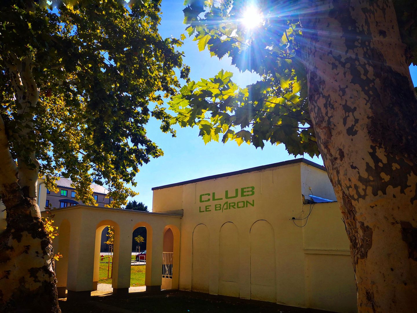 Club Le Grand XXL, LeBaron Club: ez van a fehérvári klubélet ...