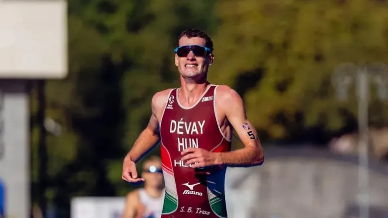 Hazai versenyen szerzett világkupa-bronzot a triatlonos Dévay Márk